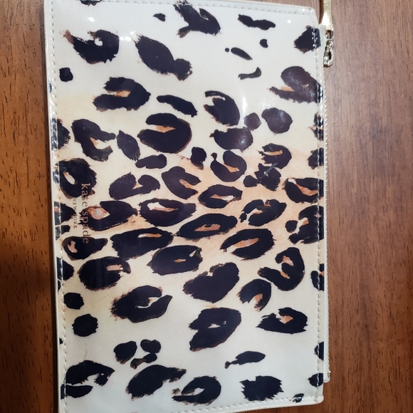 kate spade | Other | Kate Spade Cheetah Print Wallet With Gold Zipper ...